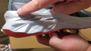Asics Novablast 2 unboxing