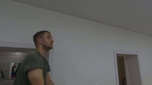 Как установить светильники в натяжной потолок с внутренней вклейкой ровно в линию