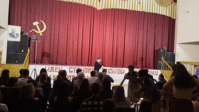 "Фабричные девчонки" Володин