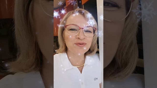 А у нас снег. Скоро Новый год!)