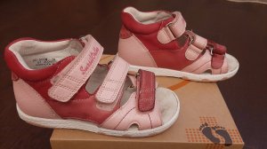 Сандалии детские ортопедические на продажу. Пишите в личку