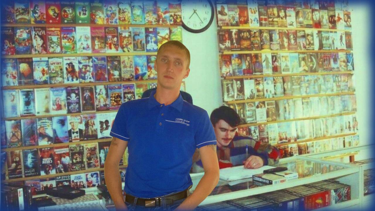Одноименные фильмы на VHS с разным оформлением