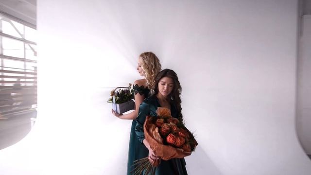 FLOWERS 1 i