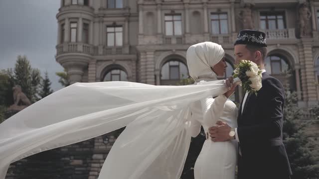 Никах Айнур Альмира