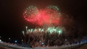 Фейерверк в честь 76-й годовщины победы в Сталинградской битве. Волгоград 02.02.2019