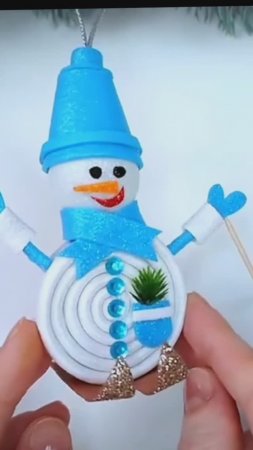 Снеговик из фоамирана. Поделка для детей.
