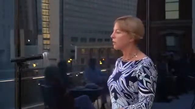Linda Raschke - Chicago roof top talk.(360p)