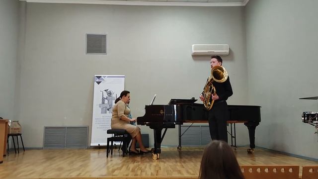 А. Дворжак, Славянский танец № 2; А. Ф. Гедике, Концертный этюд