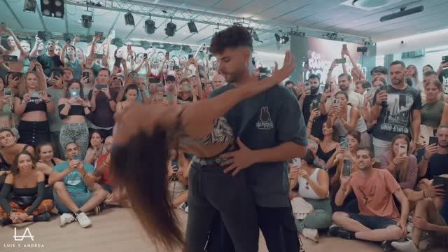 Bachata Sensual Lady Style бачата лучшее LUIS Y ANDREA Sebas Garreta учимся танцевать бачату