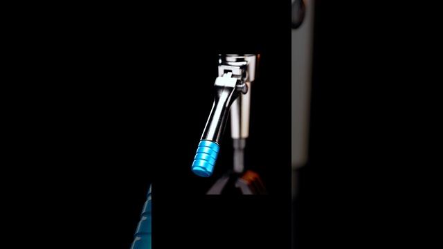 Держатель для бит 1/4" угловой усиленный. Licota BAD2001