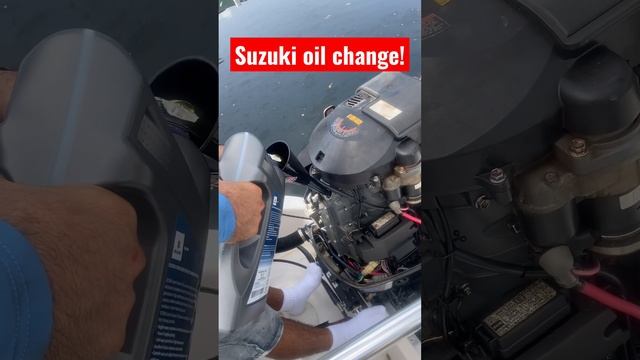 Suzuki oil change #floridakeys #flkeys #keylargo #boat #keys #watertest #boating #fishing #waterpum
