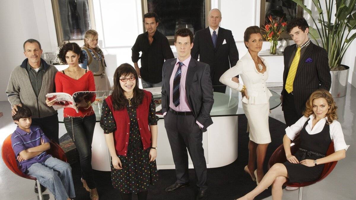 Сериал Дурнушка Бетти - 4 сезон 1 серия «Эффект бабочки: Часть 1» / Ugly Betty