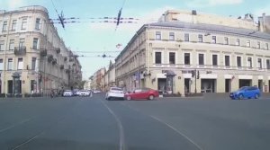 ЖЕСТЬ! Невезучие водители. Нелепые аварии на дороге. Лобовое столкновение.