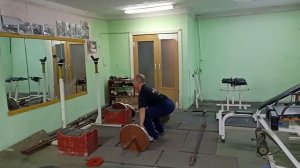 Утренняя зарядка ветеранов спорта, размяли суставчики, мышцы, проработали технику. 21.12.2024г.