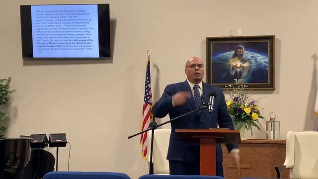 11:59 -- В какое время мы сейчас живем? Энди Роман