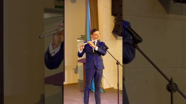 Андрей Катков и Иван Бойцов — «Зима» #потолокледяной #зима #зима2024 #дверьскрипучая #нашипесни