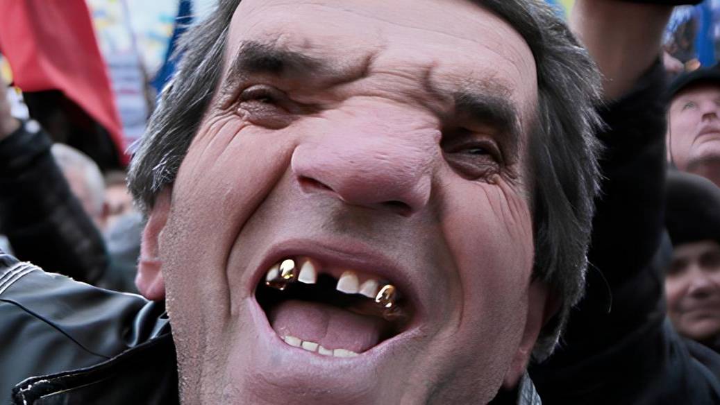 Мировая биржа в телефоне. Простые вопросы ставят мошенника в тупик