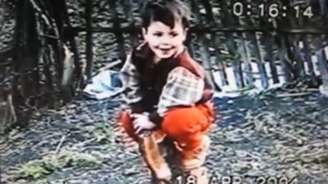 Апрель 2004 год Церковный дом для настоятеля с тремя детьми.