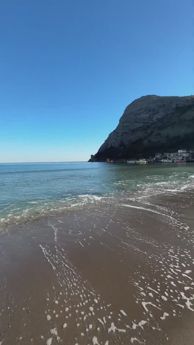 Крым | Судак | Лучшие места | Пляж в поселке Новый свет #crimea #переездвкрым