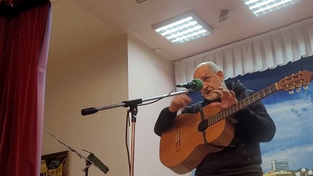 Донецк авторская песня концерт  волонтёр из Ставрополя Валерий Митрофаненко