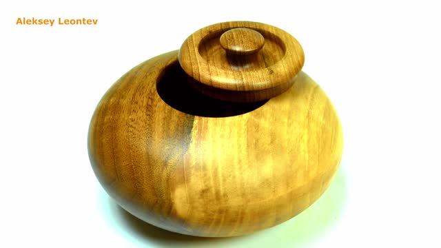 Емкость из дерева. Деревянная посуда на токарном станке / Making Wooden Dishes on a Lathe