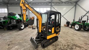 Миниэкскаватор CATMANN LTE-325 (2,4т)