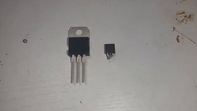 Мультитроникс VC 731 завышает напряжение. Лечим.