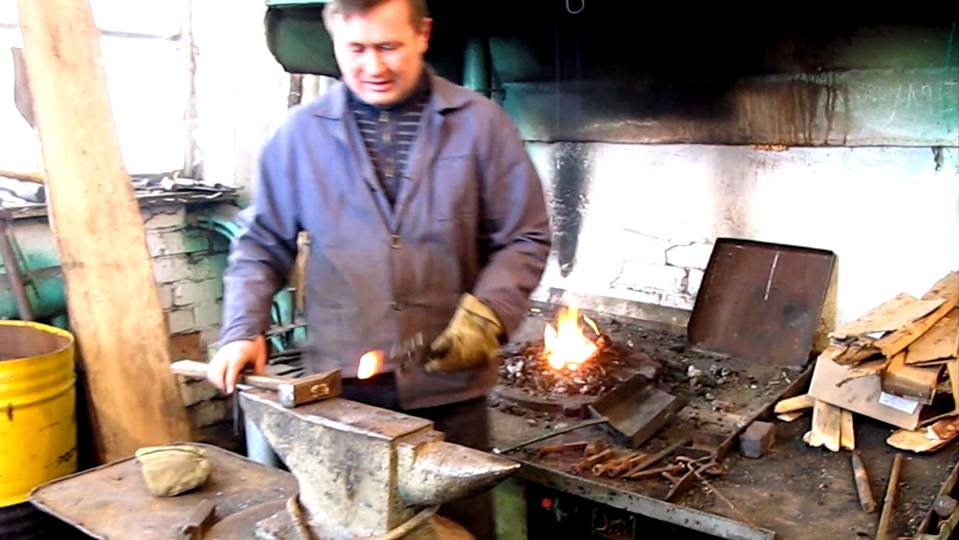 Экскурсия в кузнечный цех СПК им Кирова Куюргазинского района РБ