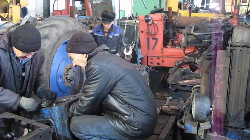 Подготовка тракторов к техосмотру 2020г в СПК им Кирова Куюргазинского района РБ