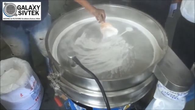 Просеивание порошка целлюлозы вибросепаратором с виброзвуковой системой очистки