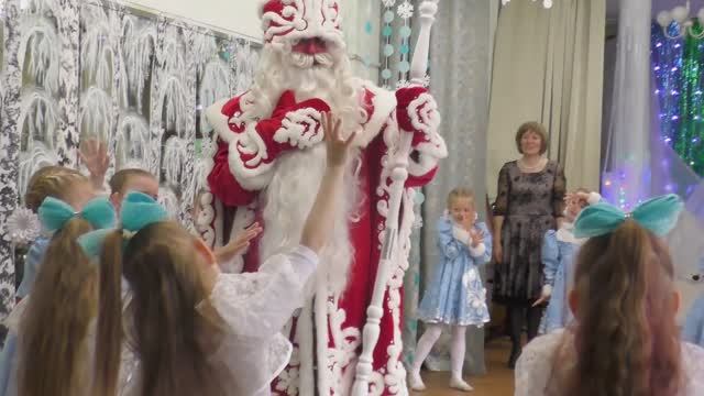 Новогодний праздник в группе Березка, д/с 430, 24.12.2024