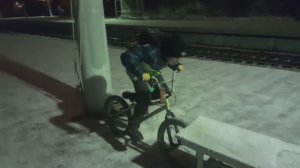 Новые приключения Кости на мотоцикле в Париже!