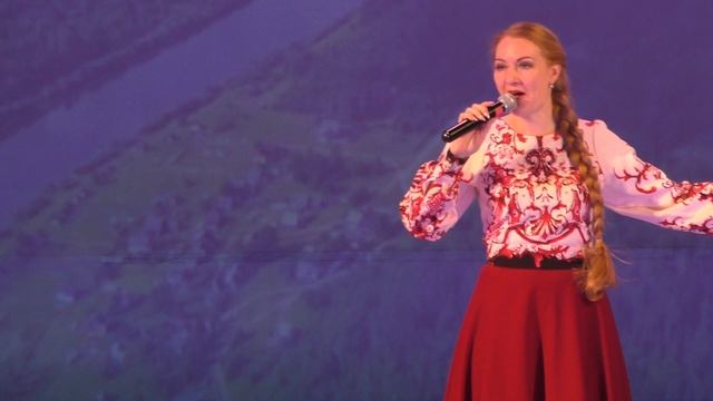А. Пахмутова "Русский вальс" Поёт великолепная Анастасия Лысякова. Новосибирская филармония.