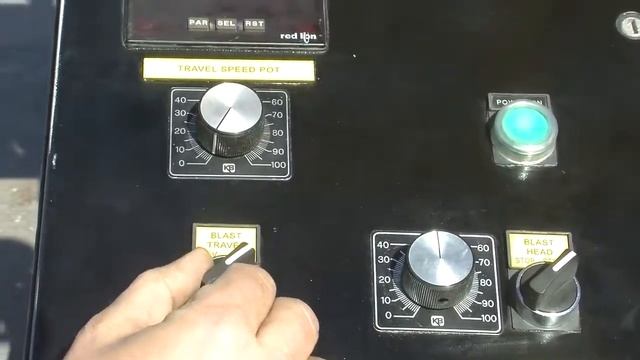 Робот для дробеструйной очистки  и окраски внутренней поверхности труб больших  диаметров