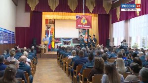 Спасатели в России отмечают свой профессиональный праздник