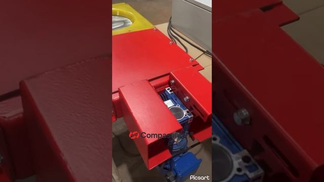 www.compasstech.ru Телескопический загрузчик Scopiload Compasstech с системой АСУ.