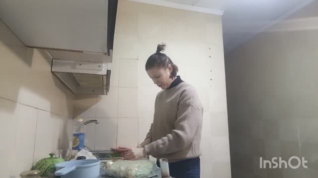 Мугбанг: ужин курица и грибы