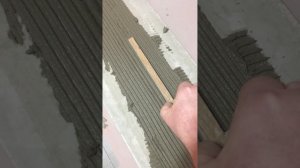✅ Три дня ушло на нестандартную облицовку душевого поддона. Необычная плитка ITALON рейка на сетке.