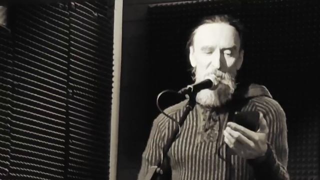 Д. Махов читает стихи на "ЛитПоне"  19 02 24