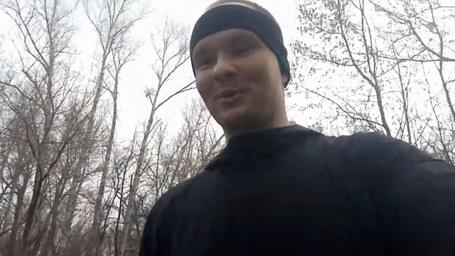 Волшебный турник в лесу. Выход силой на 2 руки с первой попытки!