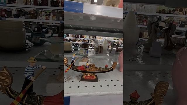 И снова Винтажный магазин )))) And again I'm in a vintage store!))))