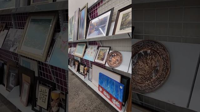 Винтажный магазин, Оттава, Канада (April 20, 2024).