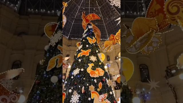 Ещё одна ёлка из ГУМа