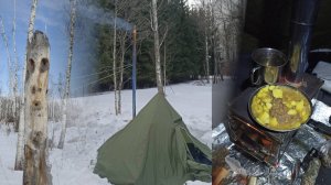Интересные АРТЕФАКТЫ в зимнем лесу! Поход с ночевкой. ЖАРЕННАЯ КОЛБАСКА И КАРТОШЕЧКА НА ПЛИТЕ!