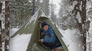 Ночевка в зимнем лесу в палатке с печкой. Испытание саней. Встретил неясыть.