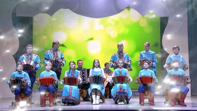 Ансамбль саратовских гармоник ＂Колокольчик ＂ [Lnk26h9kibE]