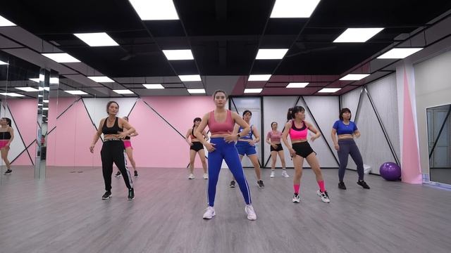Eva Zumba 211119