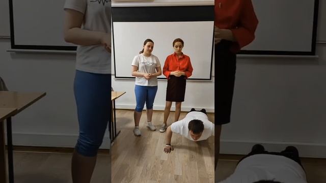 «С миру по шутке» активно готовятся к завтрашней игре. Билеты можно купить на сайте moskvn.ru