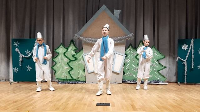 Новогоднее происшествие 4 школа