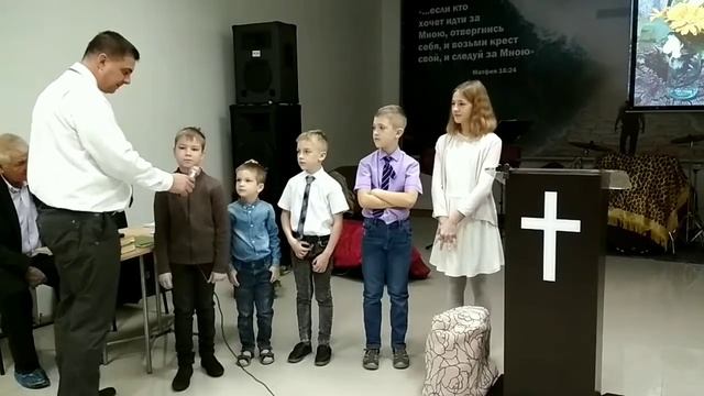 Дети славят Бога Рождество 7.01.2021